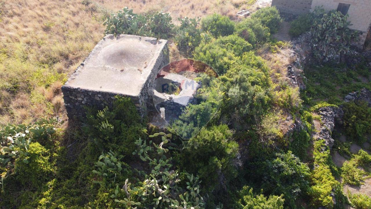 Rustico in vendita a Pantelleria