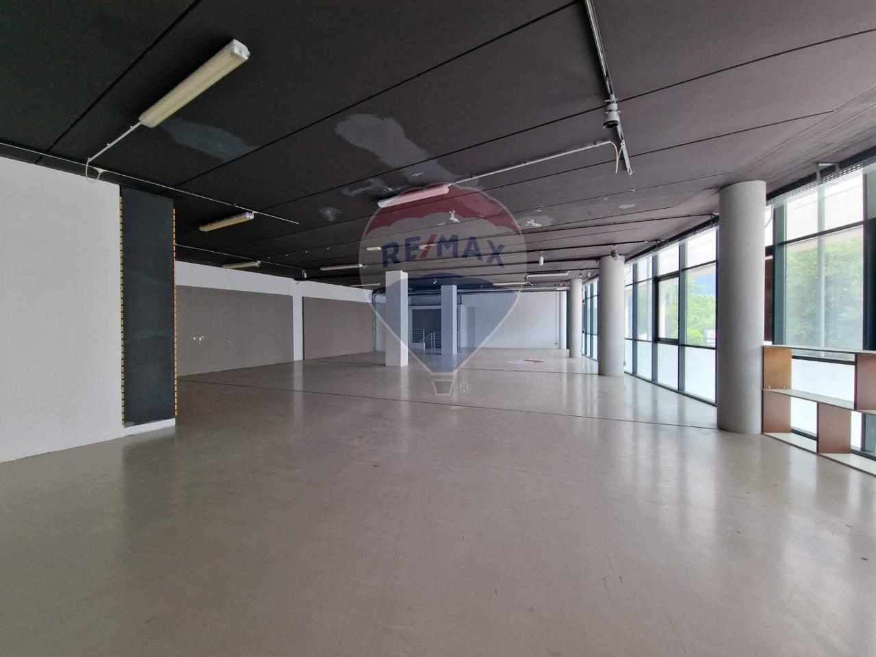 Negozio in affitto a Vigano San Martino