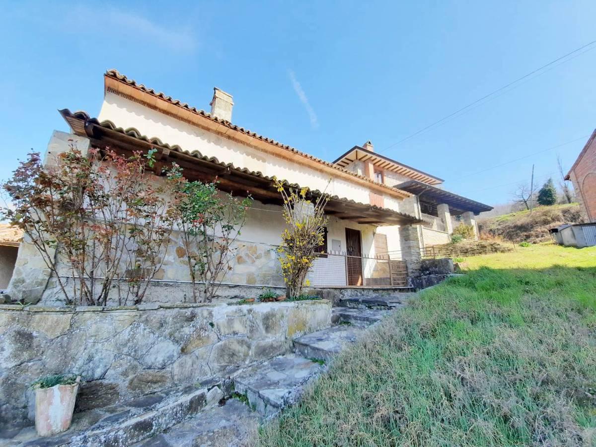 Casa indipendente in vendita a Travo