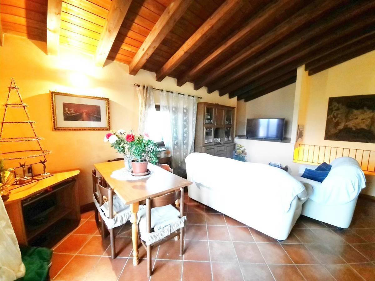 Appartamento in vendita a Gragnano Trebbiense