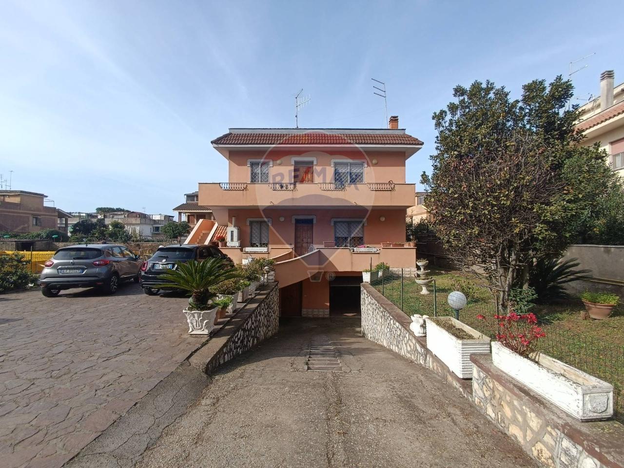 Casa indipendente in vendita a Ardea