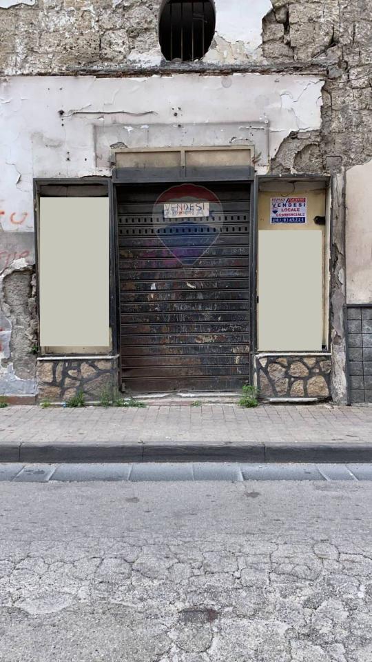 Negozio in vendita a Afragola