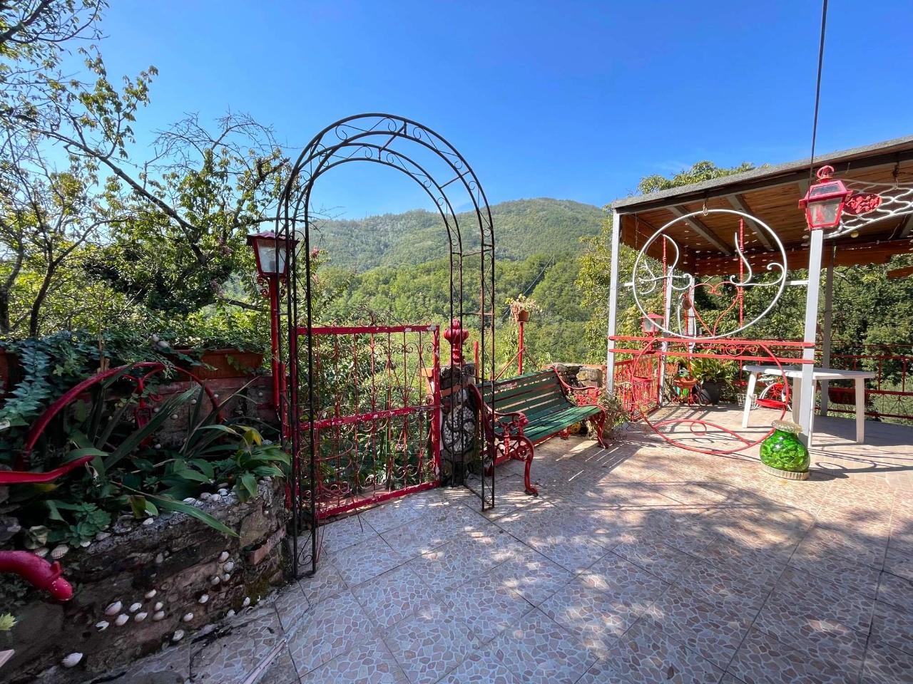 Porzione di casa in vendita a Pistoia