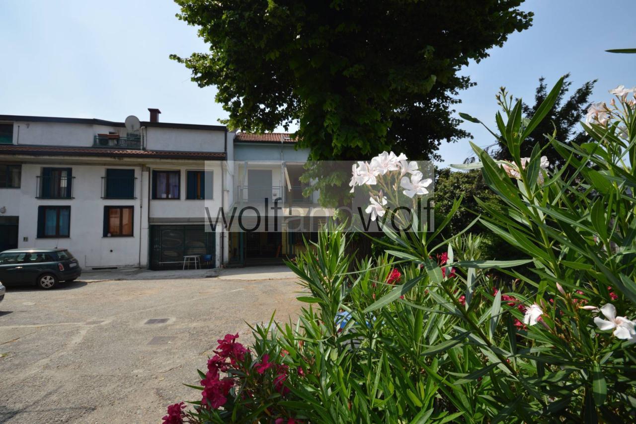 Palazzo in vendita a Brugherio