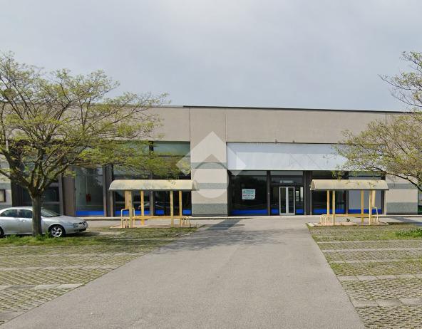 Capannone in vendita a Palosco