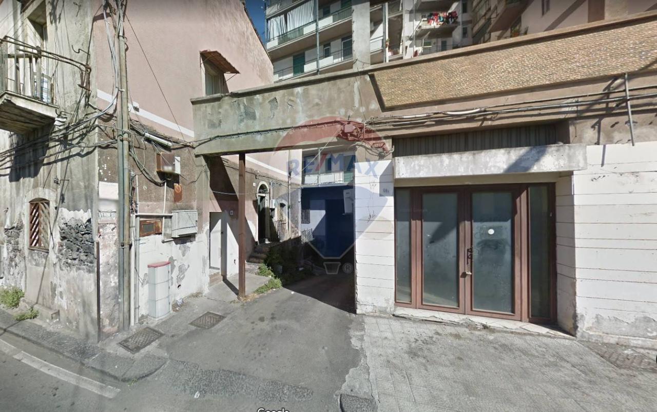 Box in vendita a Catania