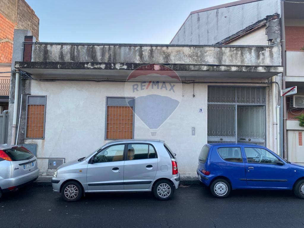 Casa indipendente in vendita a Gravina Di Catania