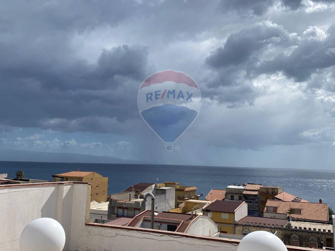 Appartamento in vendita a Santa Teresa Di Riva