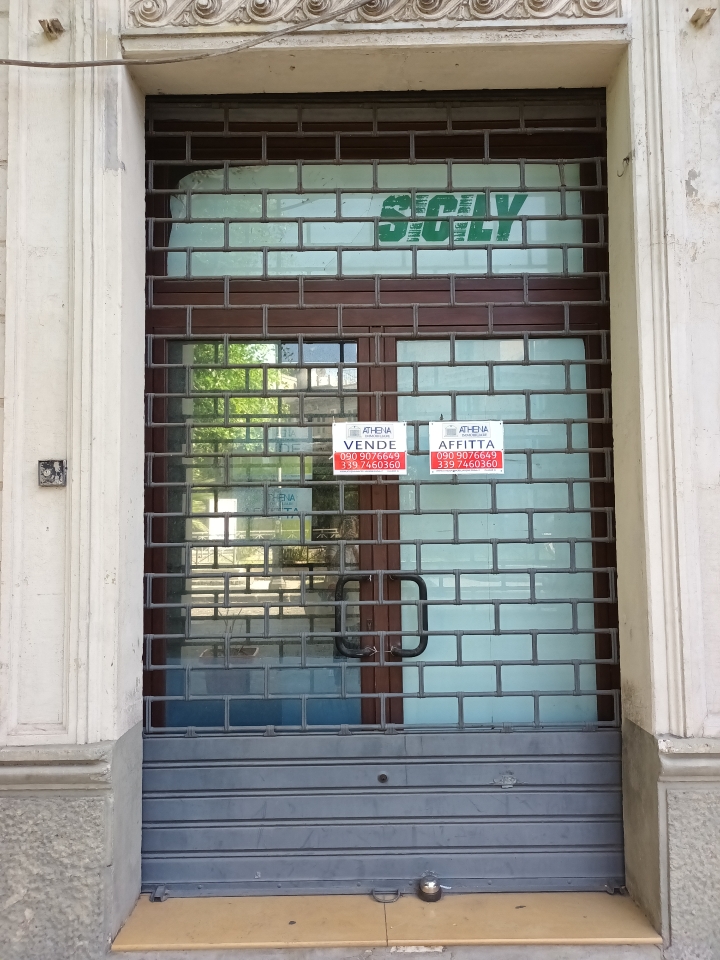 Negozio in vendita a Messina