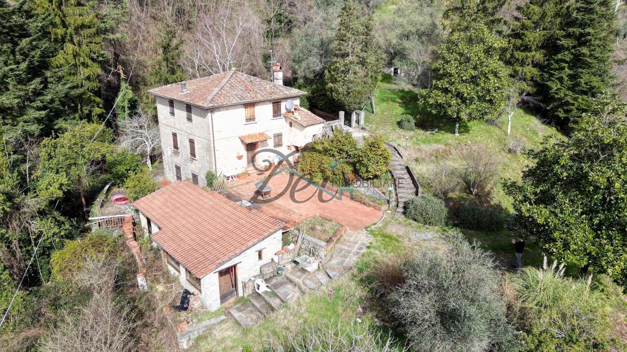 Rustico in vendita a Pescaglia