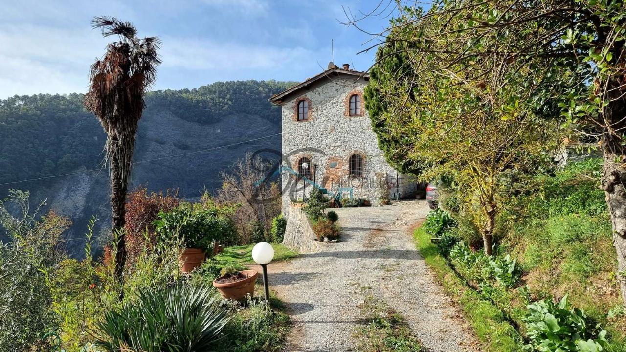 Rustico in vendita a Lucca