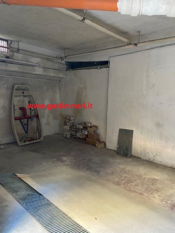 Deposito in affitto a Napoli