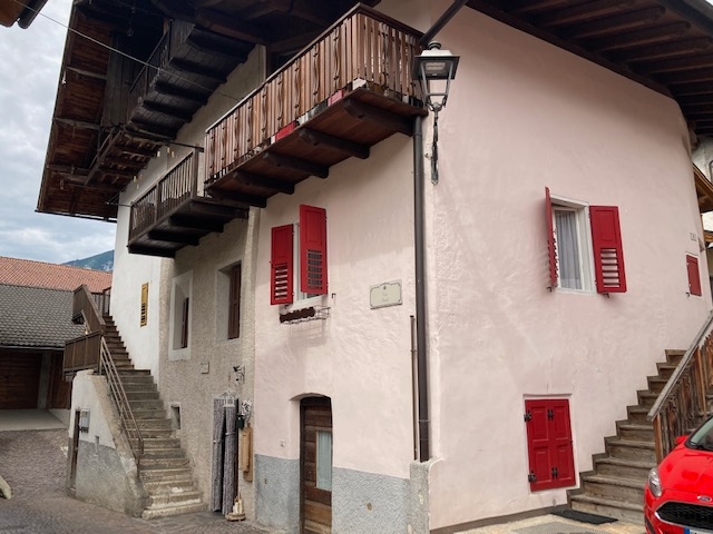 Porzione di casa in vendita a Mezzano