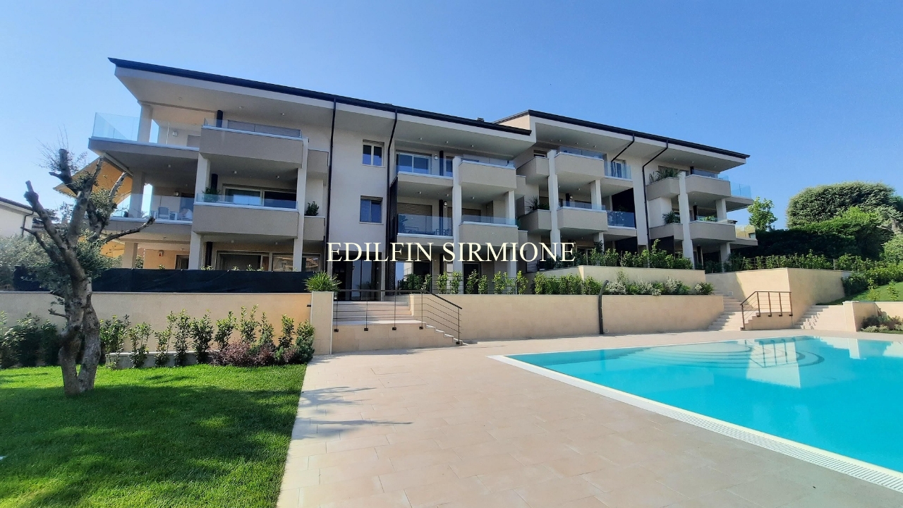 Appartamento in vendita a Desenzano Del Garda