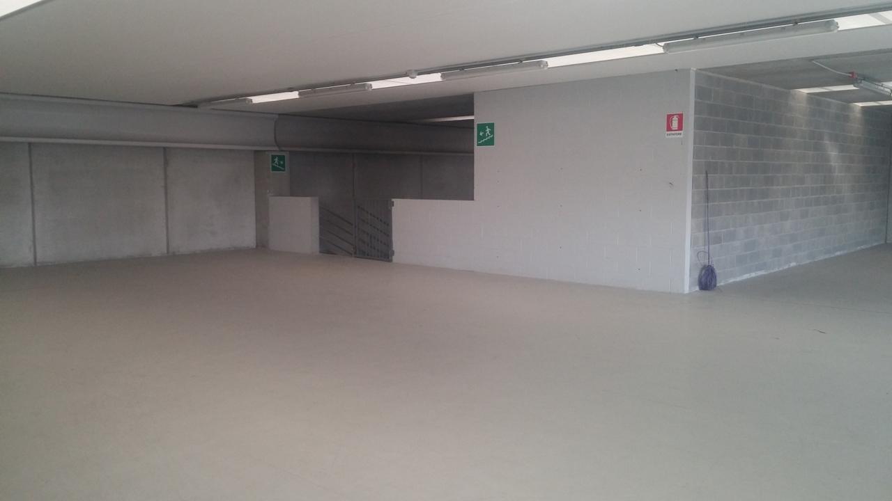 Magazzino in vendita a Villasanta