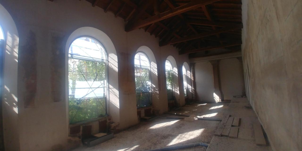 Esercizio commerciale in vendita a Vimercate