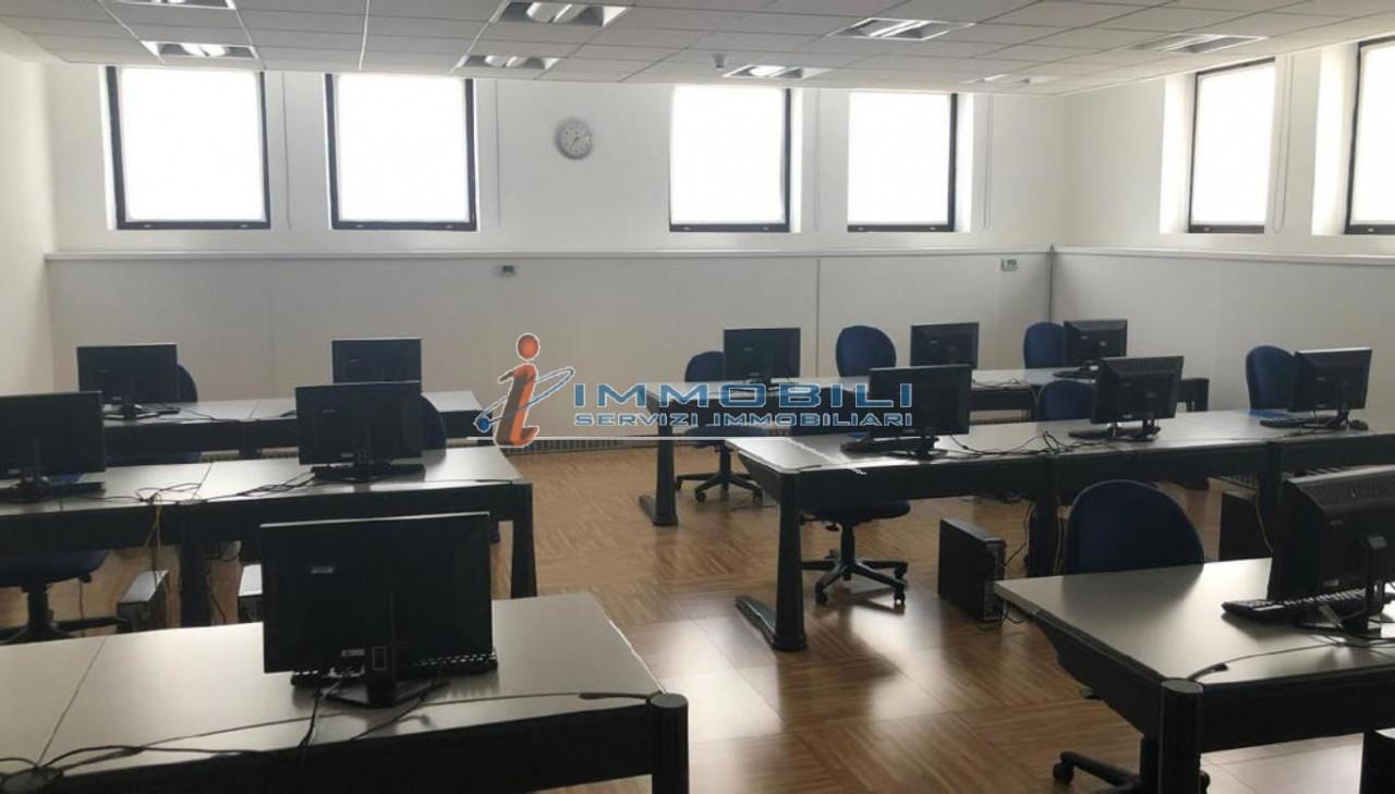 Ufficio in affitto a Milano