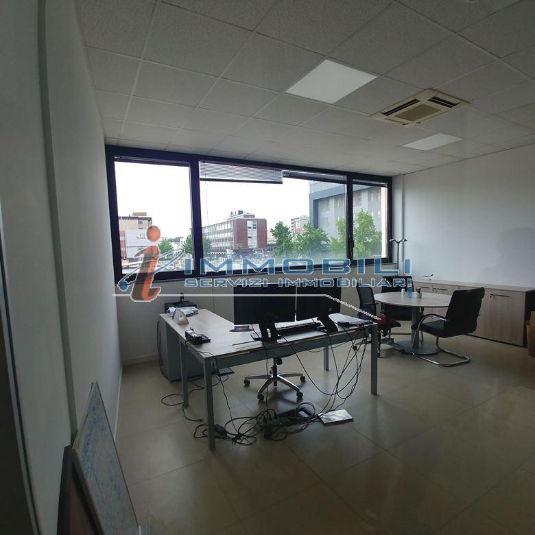 Ufficio in affitto a Milano