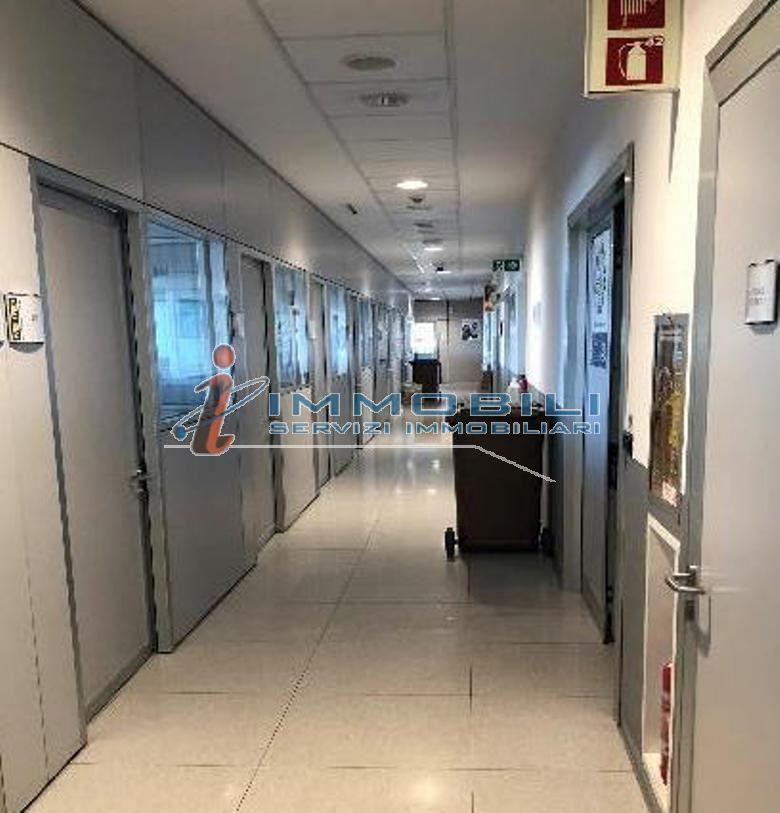Ufficio in affitto a San Donato Milanese