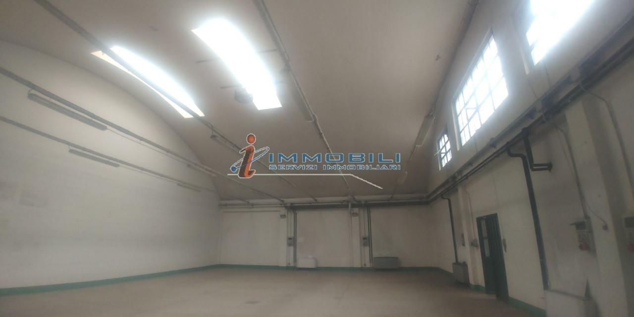 Capannone in affitto a Milano