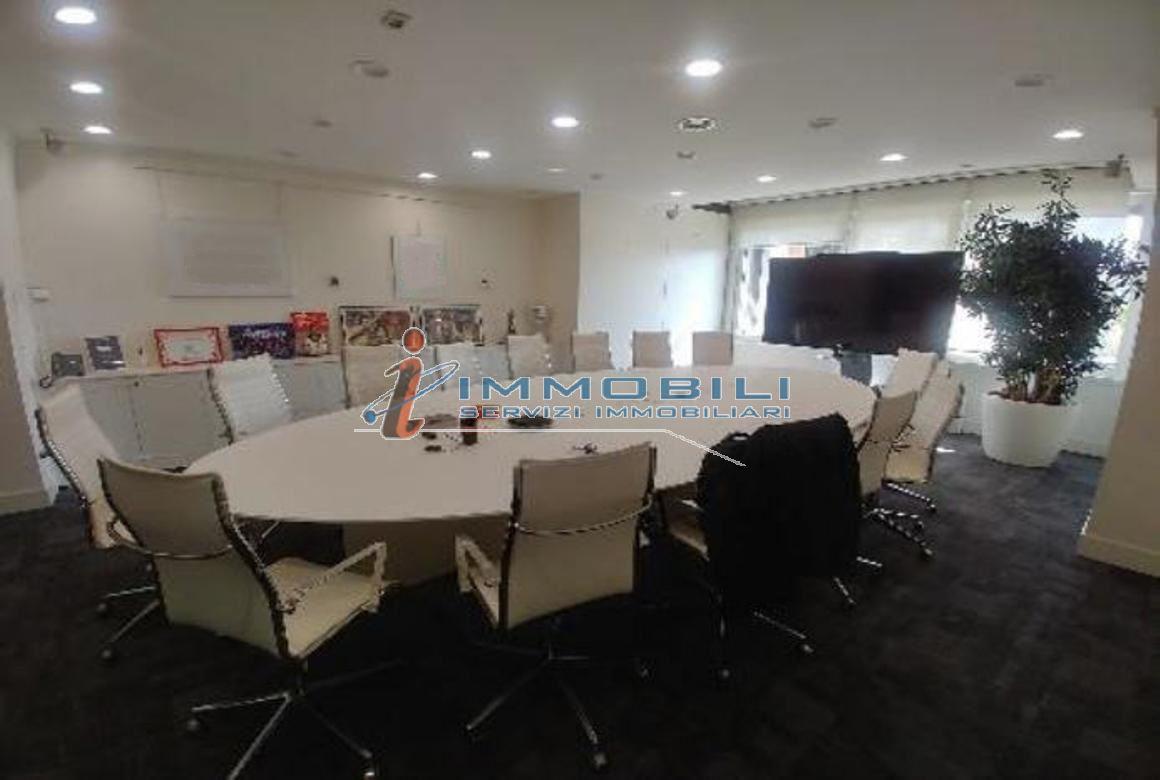 Ufficio in affitto a Milano