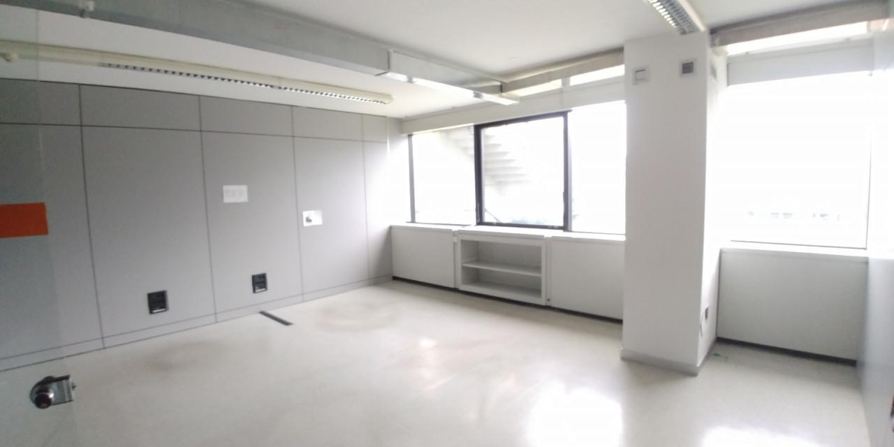 Ufficio in affitto a Assago