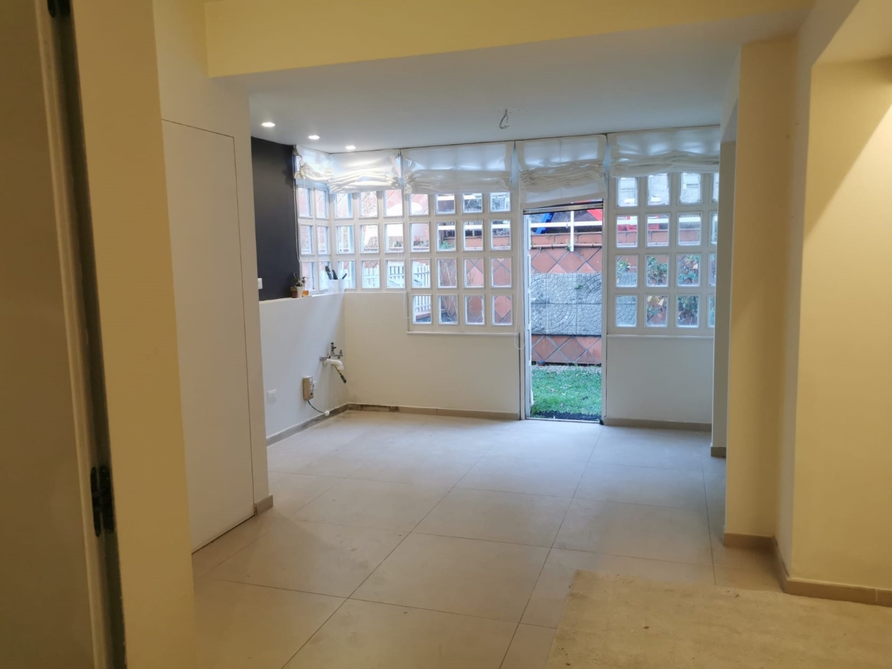 Appartamento in vendita a Aci Castello