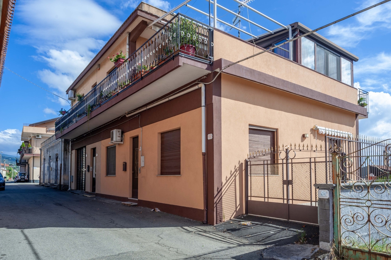 Casa indipendente in vendita a Zafferana Etnea