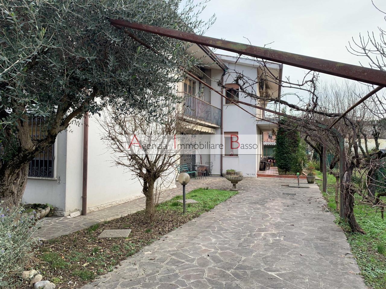 Casa indipendente in vendita a Padova