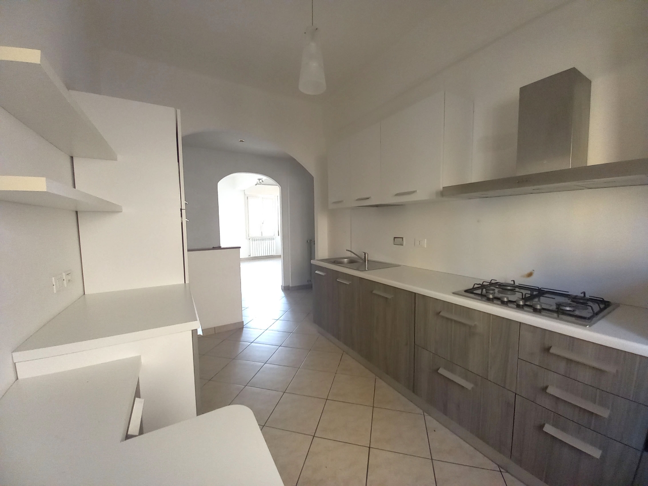 Appartamento in vendita a Imperia