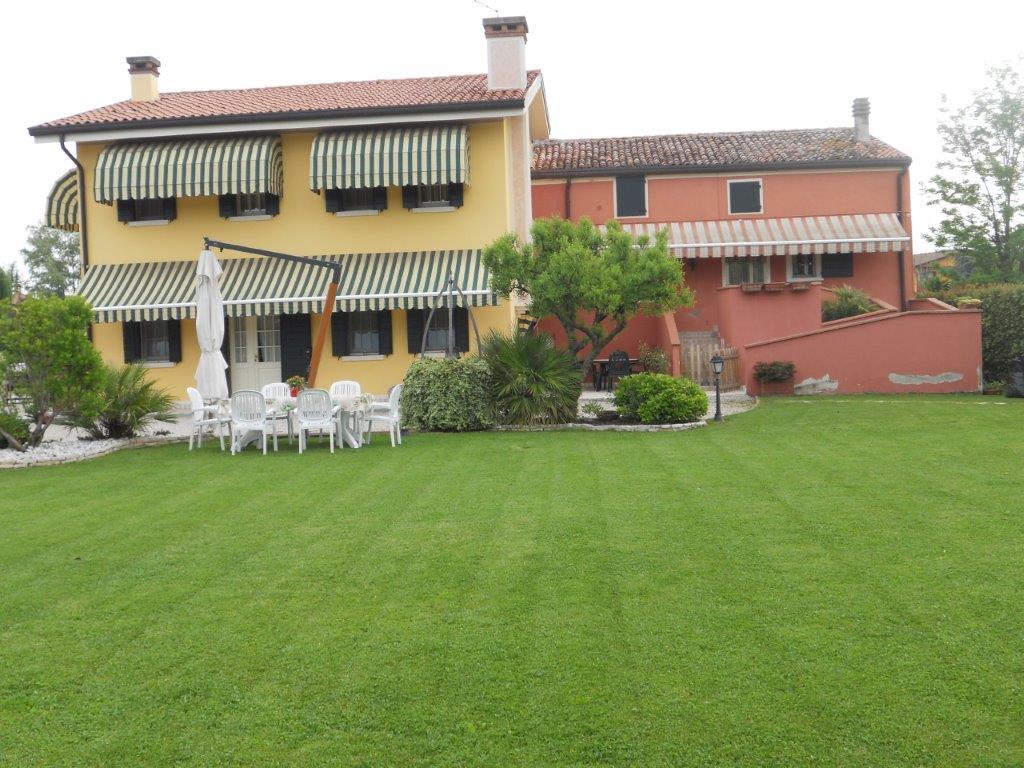 Casa indipendente in vendita a Montegrotto Terme