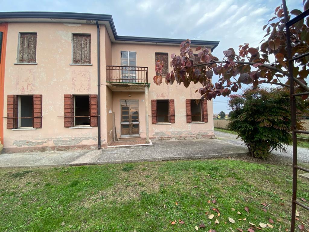 Rustico in vendita a Saccolongo