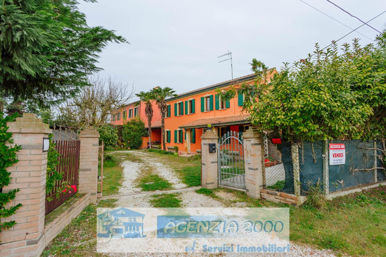 Villa in vendita a Arre