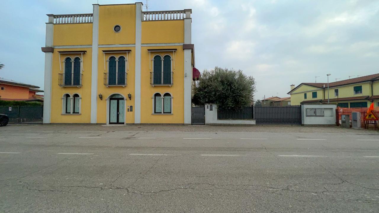 Magazzino in vendita a Codevigo