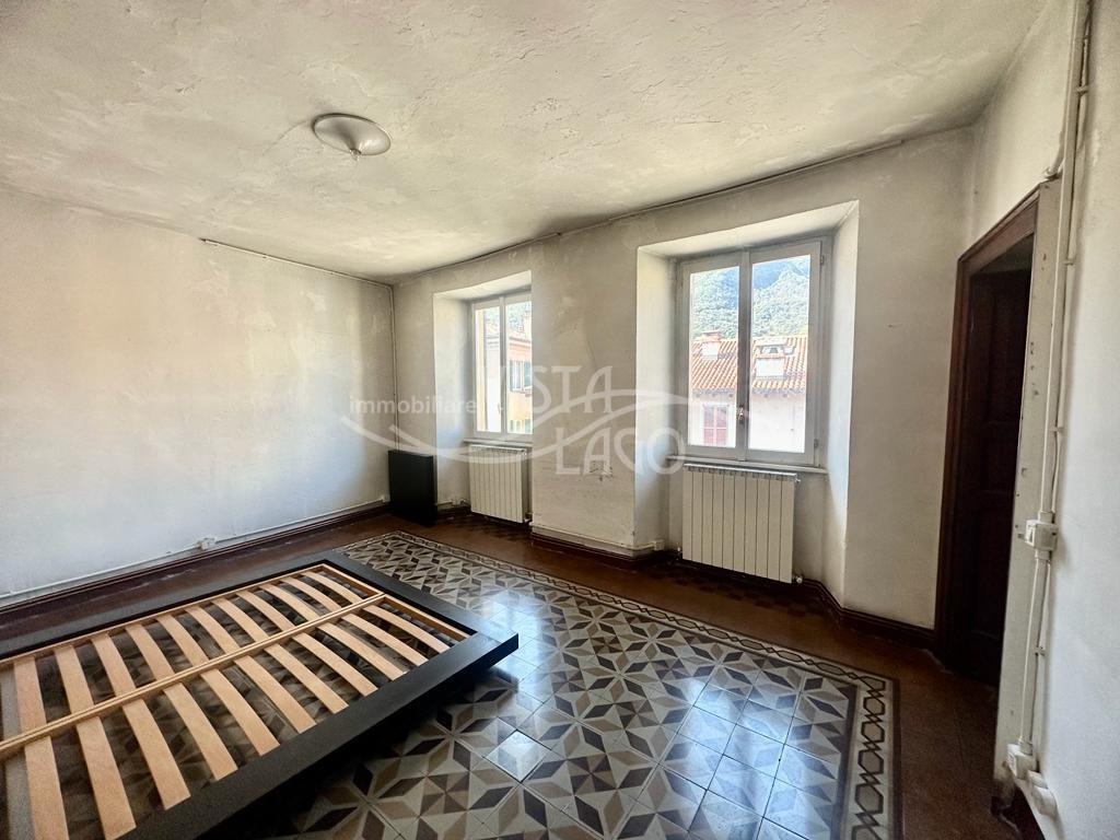 Palazzo in vendita a Como