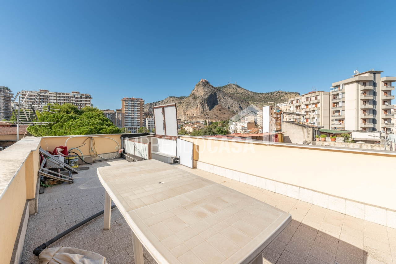 Appartamento in vendita a Palermo