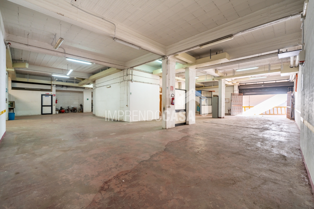 Negozio in vendita a Palermo