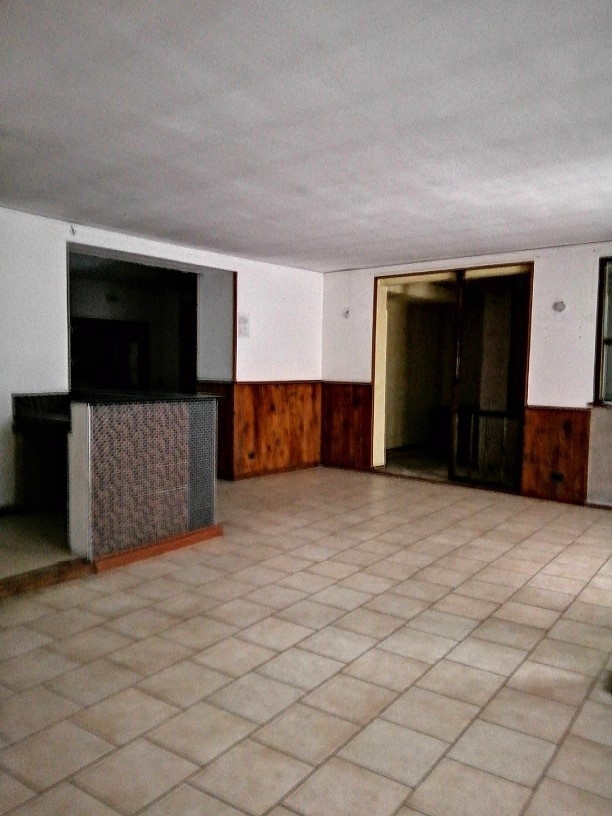 Locale commerciale in vendita a Biandrate