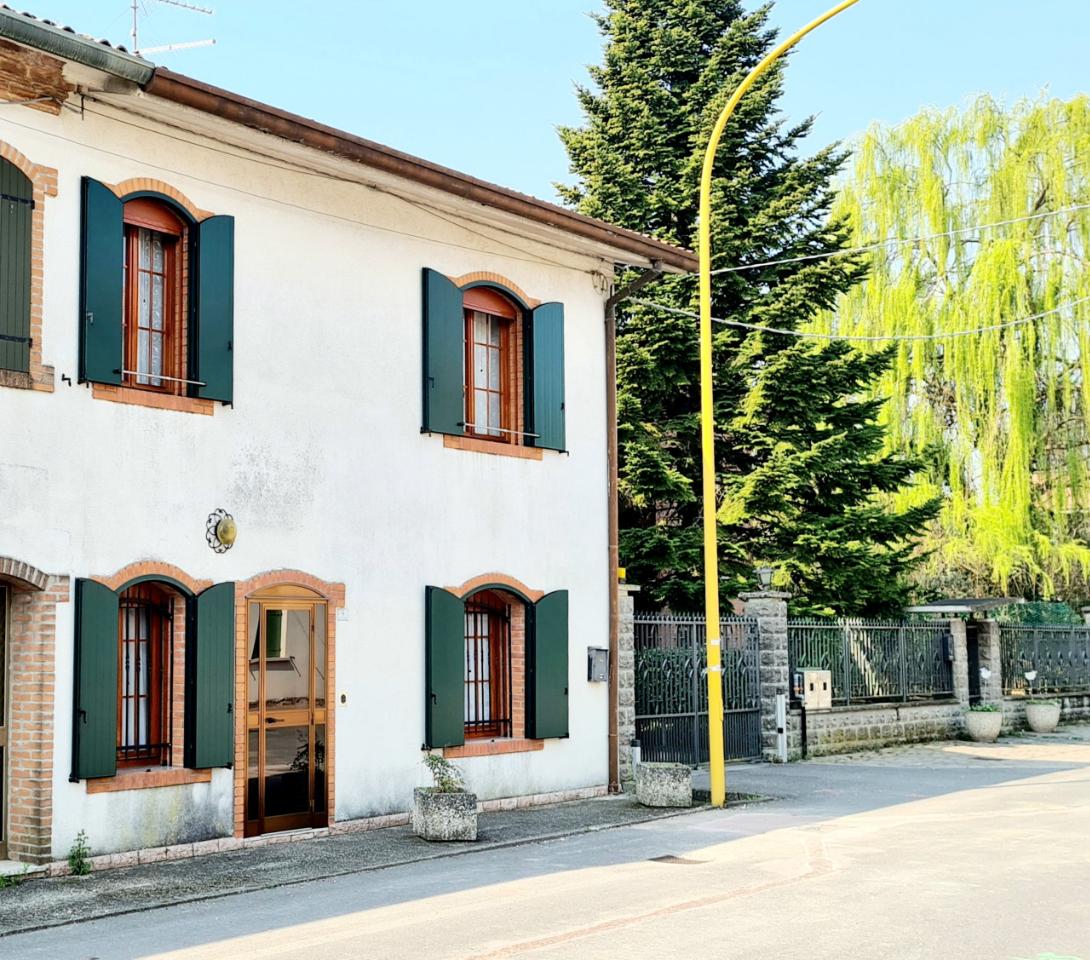 Villa a schiera in vendita a Villa Estense