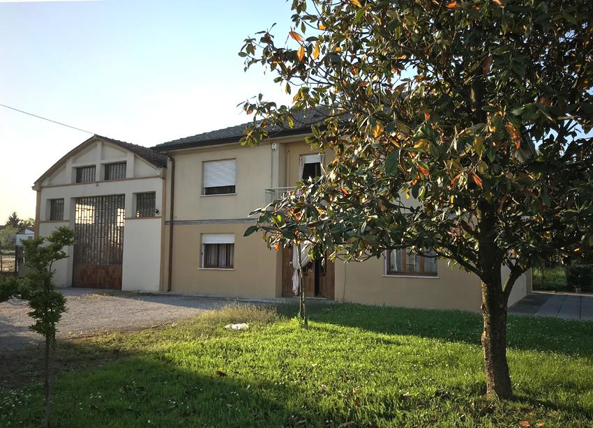 Casa indipendente in vendita a Costa Di Rovigo