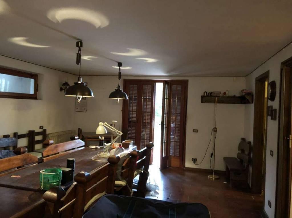 Casa indipendente in vendita a Sarzana