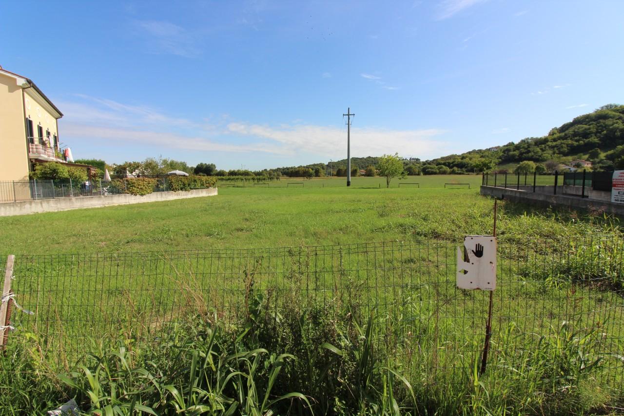 Terreno edificabile residenziale in vendita a Rovolon