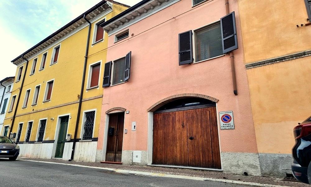 Casa indipendente in vendita a Cortemaggiore