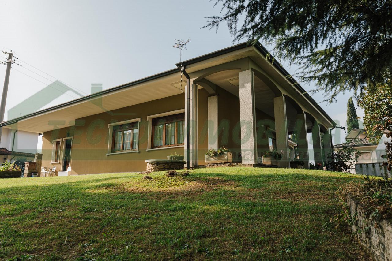 Villa in vendita a Villanuova Sul Clisi