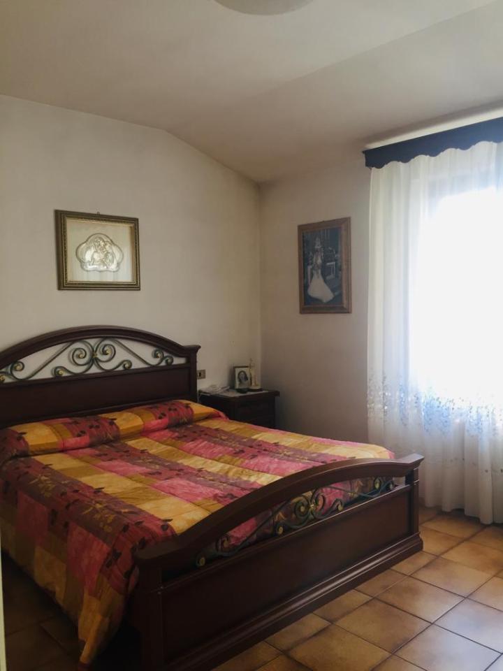 Villa in vendita a Villanuova Sul Clisi Foto-13