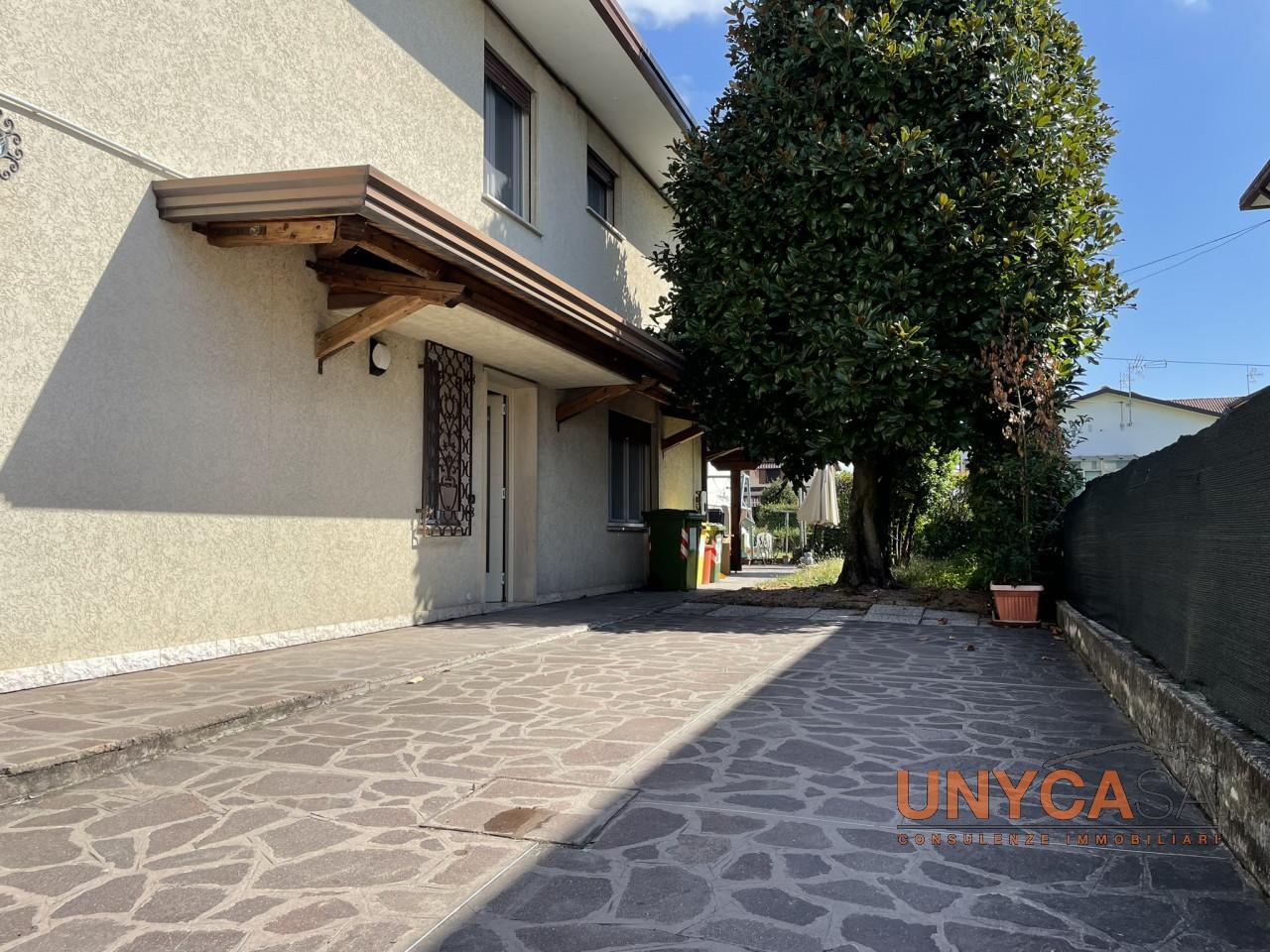 Villa in vendita a Selvazzano Dentro