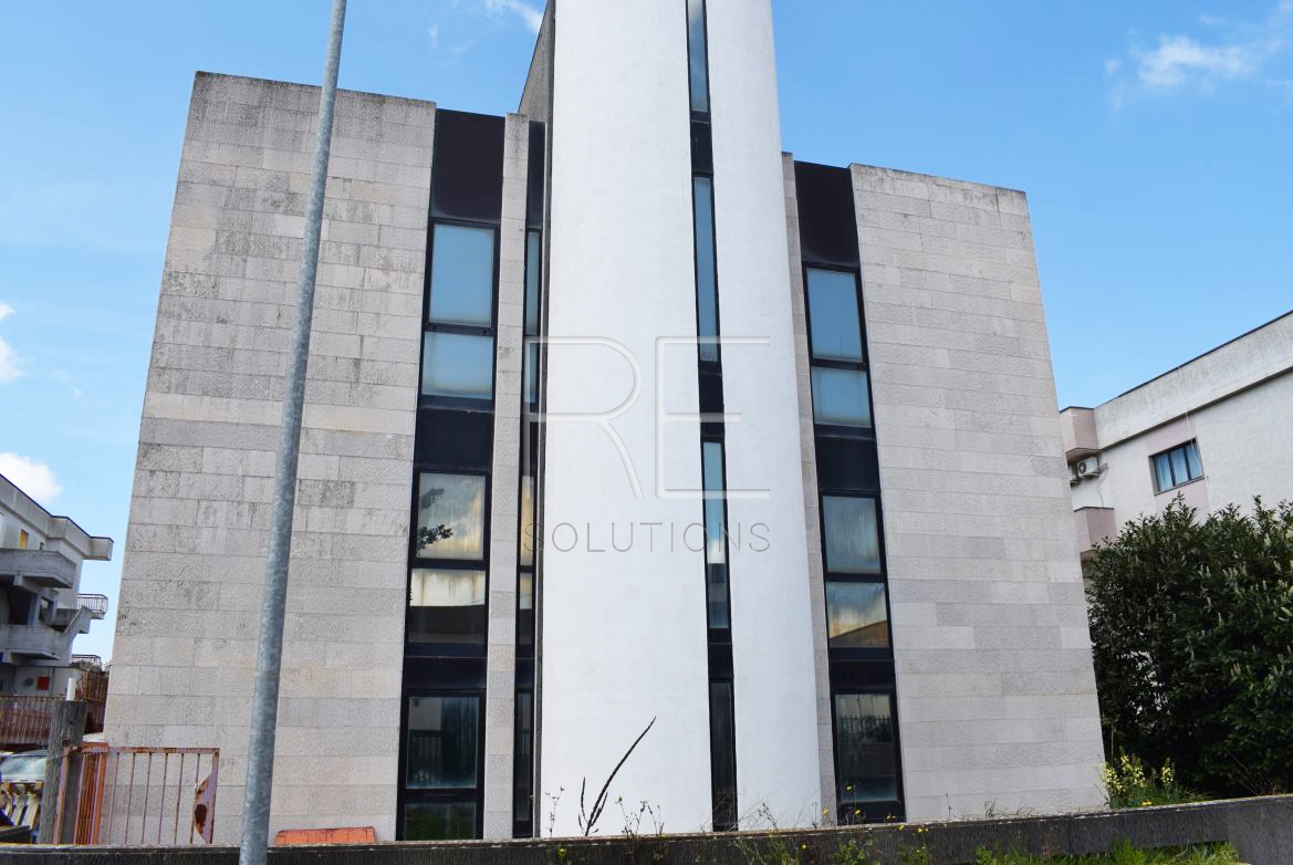 Palazzina uffici in vendita a Martina Franca