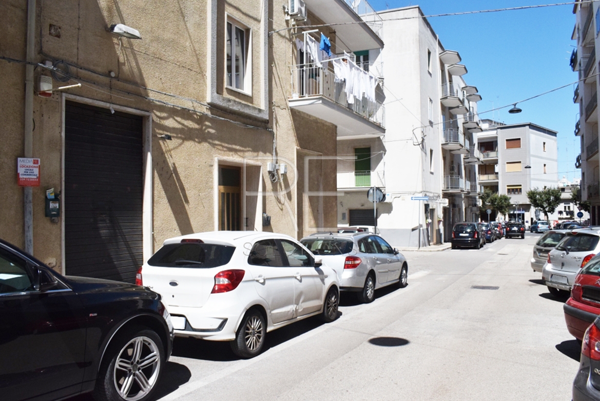 Locale commerciale in affitto a Martina Franca