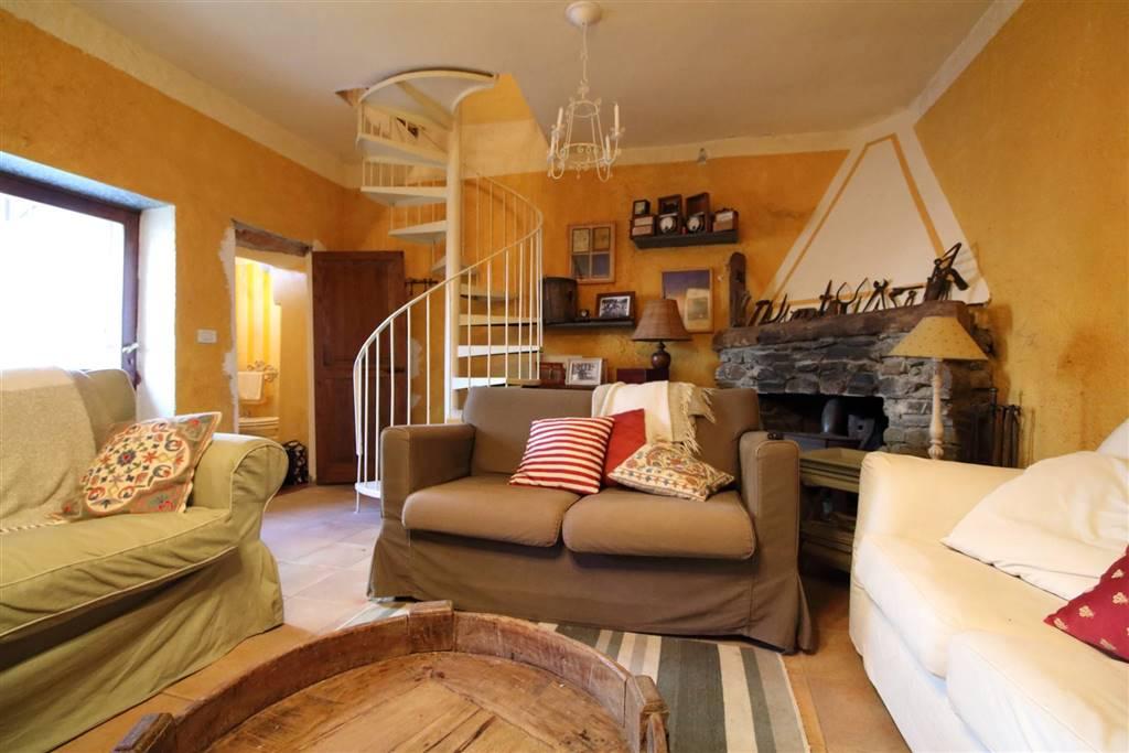 Casa indipendente in vendita a Valbrevenna