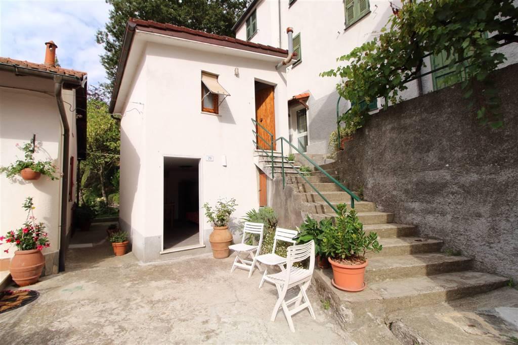 Casa indipendente in vendita a Valbrevenna